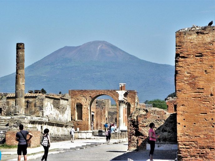 What Was Pompeii? What Happened There? | I Kid You Not